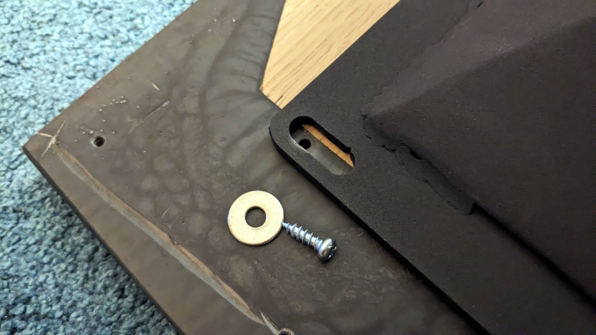 Amazing table legs for my custom wood & epoxy table » The smarthome journey